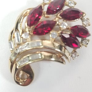 TRIFARI RUBY and DIAMANTE Floral Brooch - Etsy