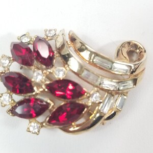 TRIFARI RUBY and DIAMANTE Floral Brooch - Etsy