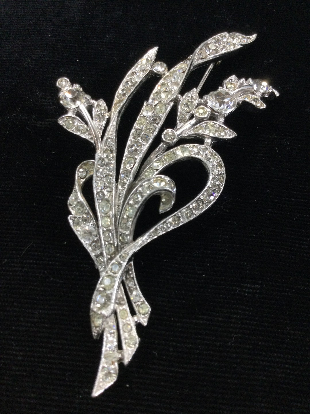 TRIFARI FLORAL SPRAY Brooch Pat#129319 - Etsy