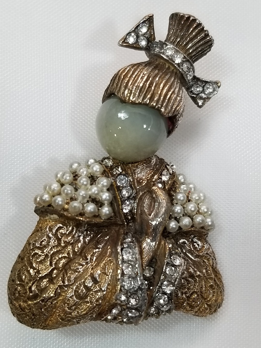 OLEG CASSINI ASIAN Princess Brooch - Etsy