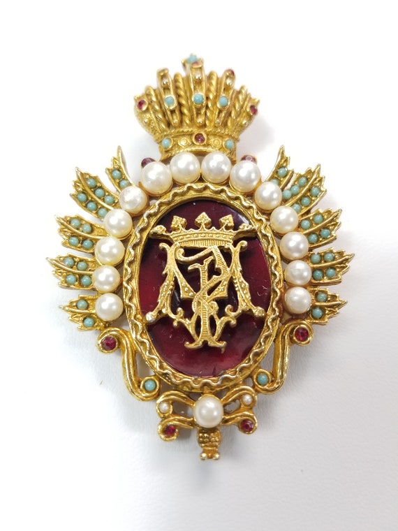 Amazing ART ROYAL CROWN and Crest Brooch - Gem