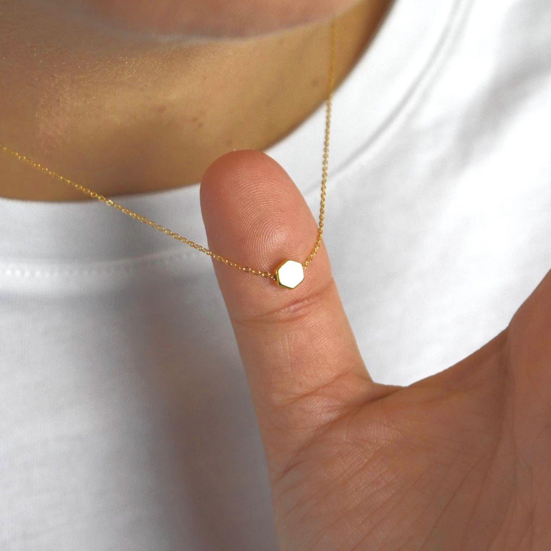 Hexagon Necklace for Mama Bee, Dainty Geometric Honeycomb Pendant ...