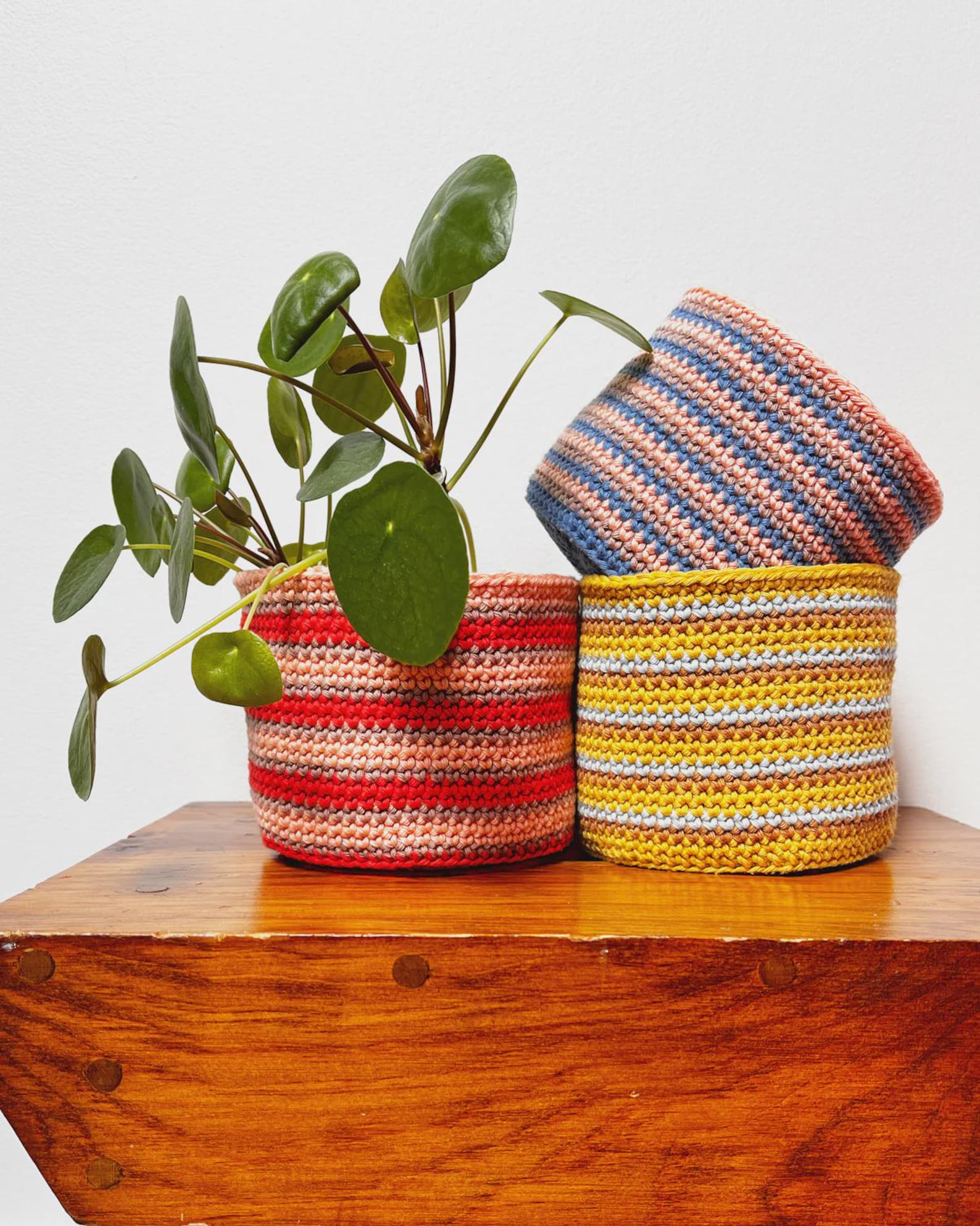 Vernon Planter Cover – Crochet Pattern - Etsy