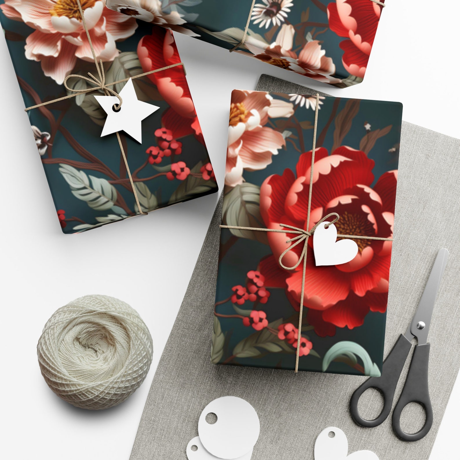 Red and Green, Christmas Wrapping Paper, Floral Wrapping Paper - Etsy