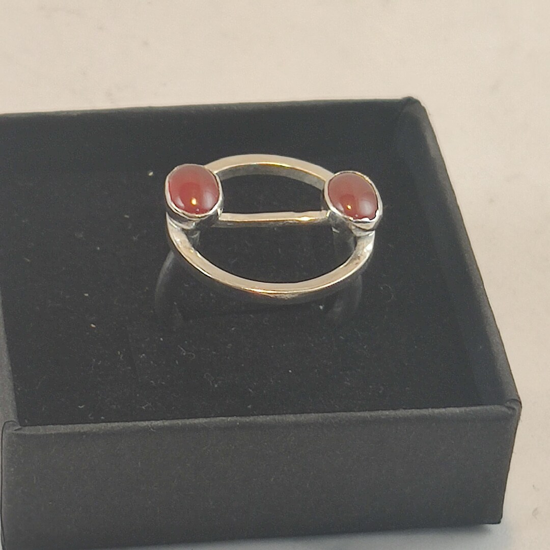 Magic Roundabout Ring - Sterling Silver and Coral. UK Size M - Etsy