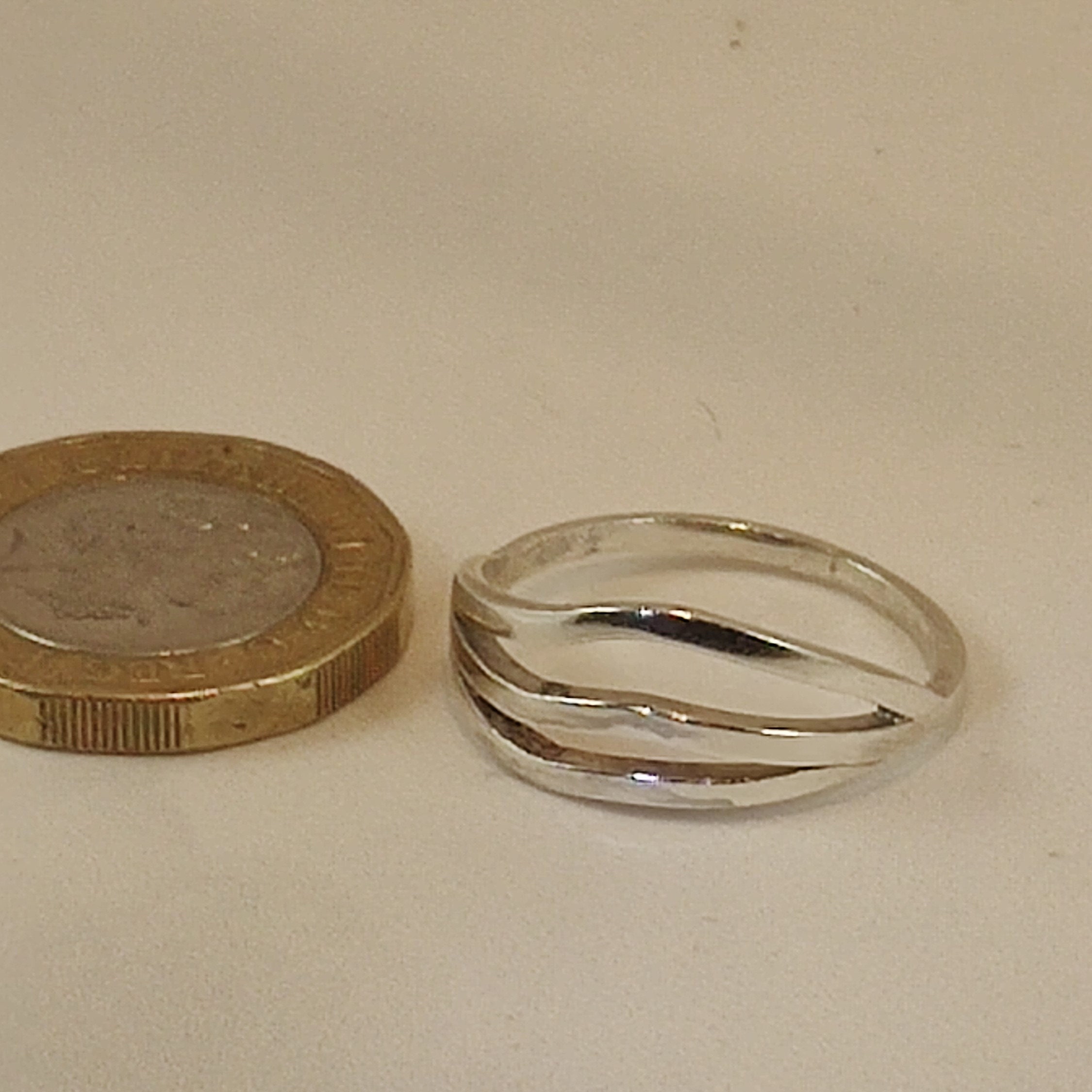 Waves Ring in Square Section Sterling Silver Wire - Etsy UK