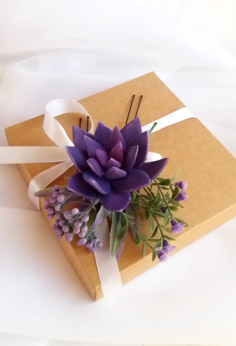 Bridal purple hair comb Ultra violet floral hair accessories | Etsy