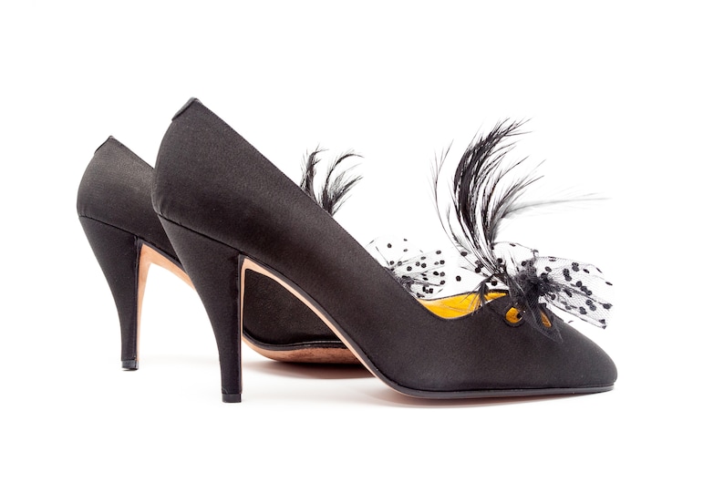 Andrea Pfister Vintage Feather Pumps • size 6.5 - Etsy