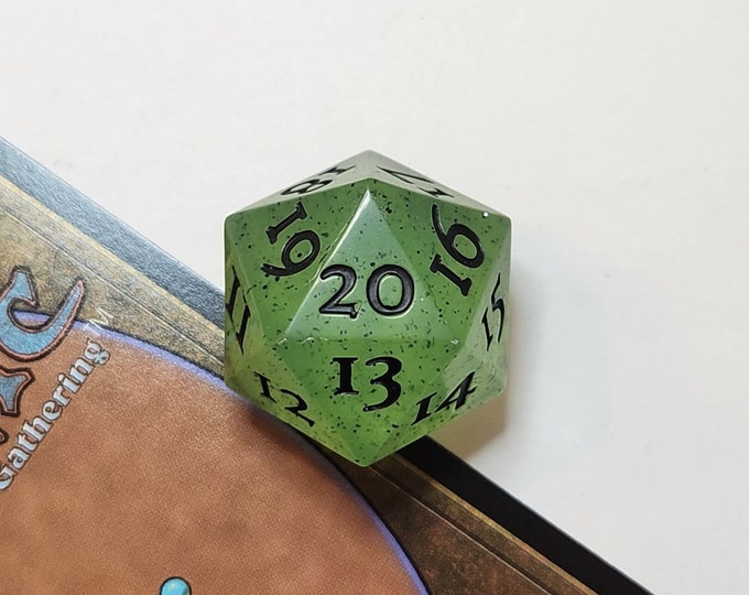 Kiwi Glow-in-the-dark Spindown Die Magic the Gathering Dice Dungeons ...