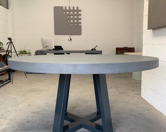 Runder Esstisch Beton GroB Kreistisch Rundtisch StahlfuB Beton Konferenztisch WeiB oder Grau Tone Etsy