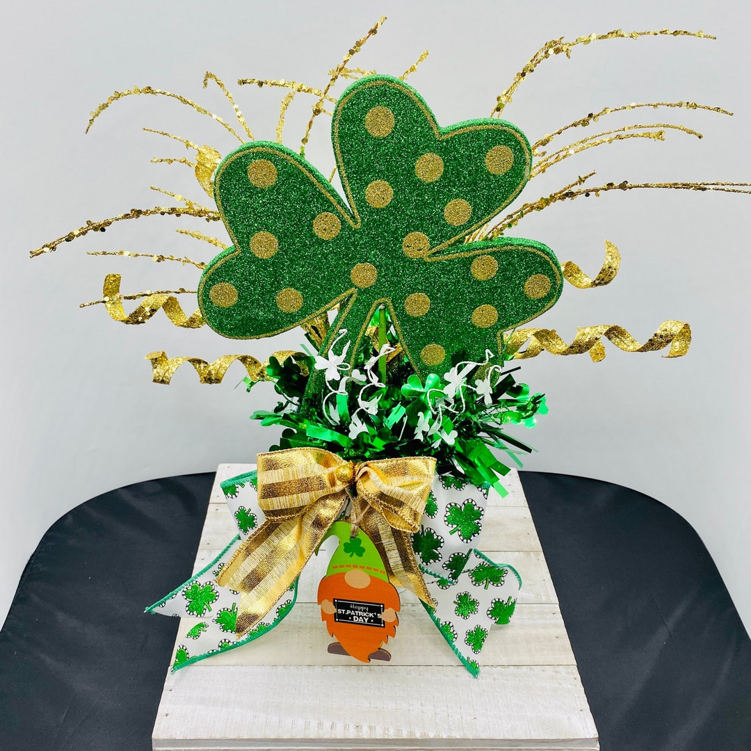 Saint Patrick's Day Shamrock Centerpiece Glitter Clover With Pops of ...