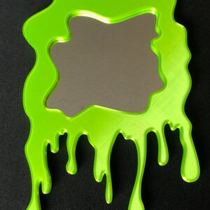 Drippy Wall Mirror Mini 3D Printed Hanging Home Decor Spooky Slime ...