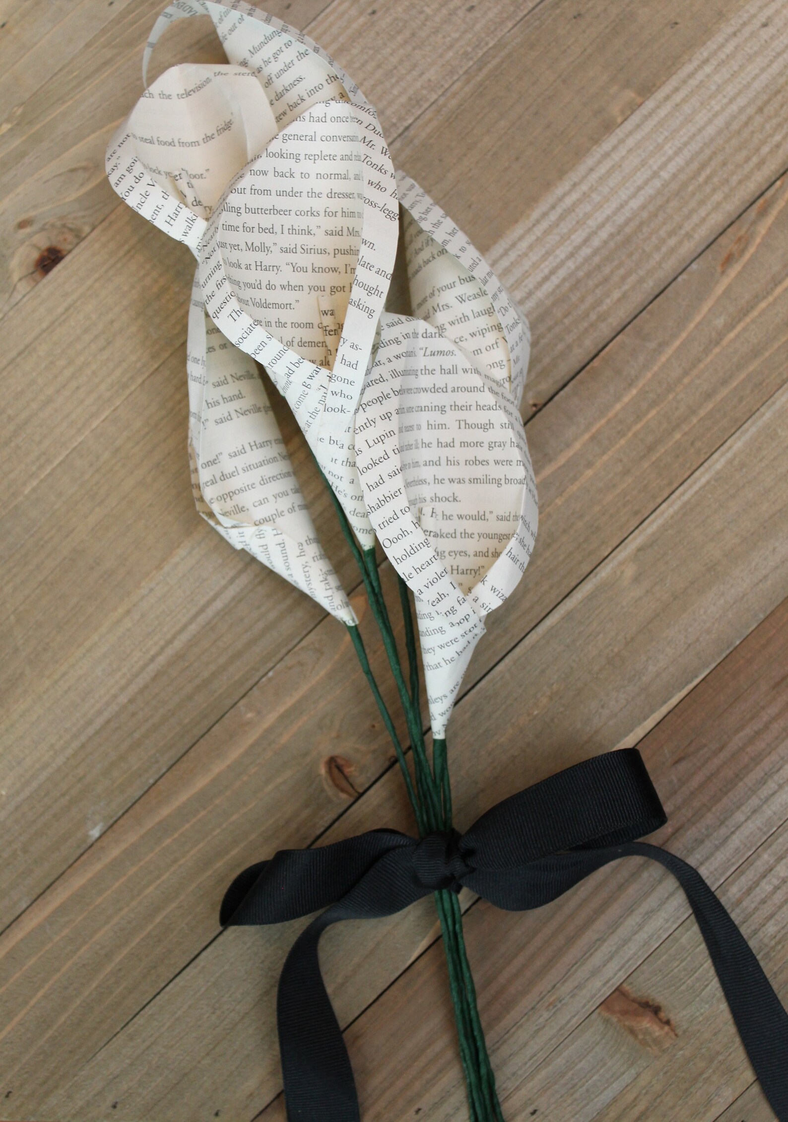 3-12 Book Page Paper Calla Lilies/ Literary Wedding Bouquet/ Book Page ...