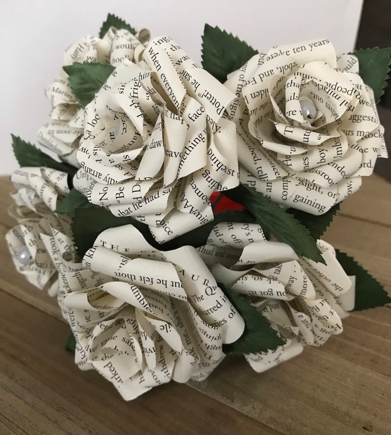 Book Page Paper Roses/ Storybook Wedding Bouquet/ Book Page - Etsy