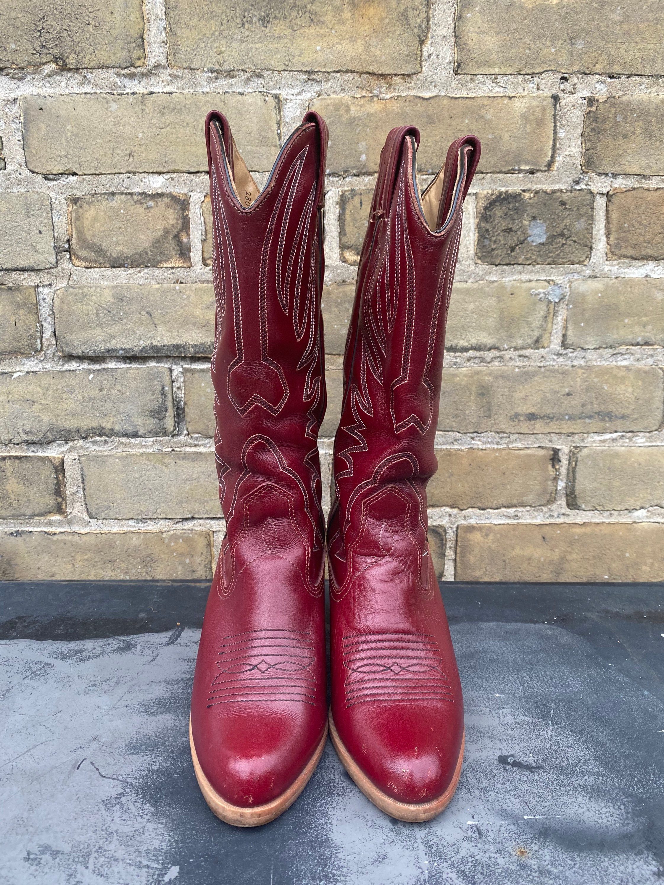Vintage Cranberry Red Heeled Cowboy Boot by Hanna // US | Etsy