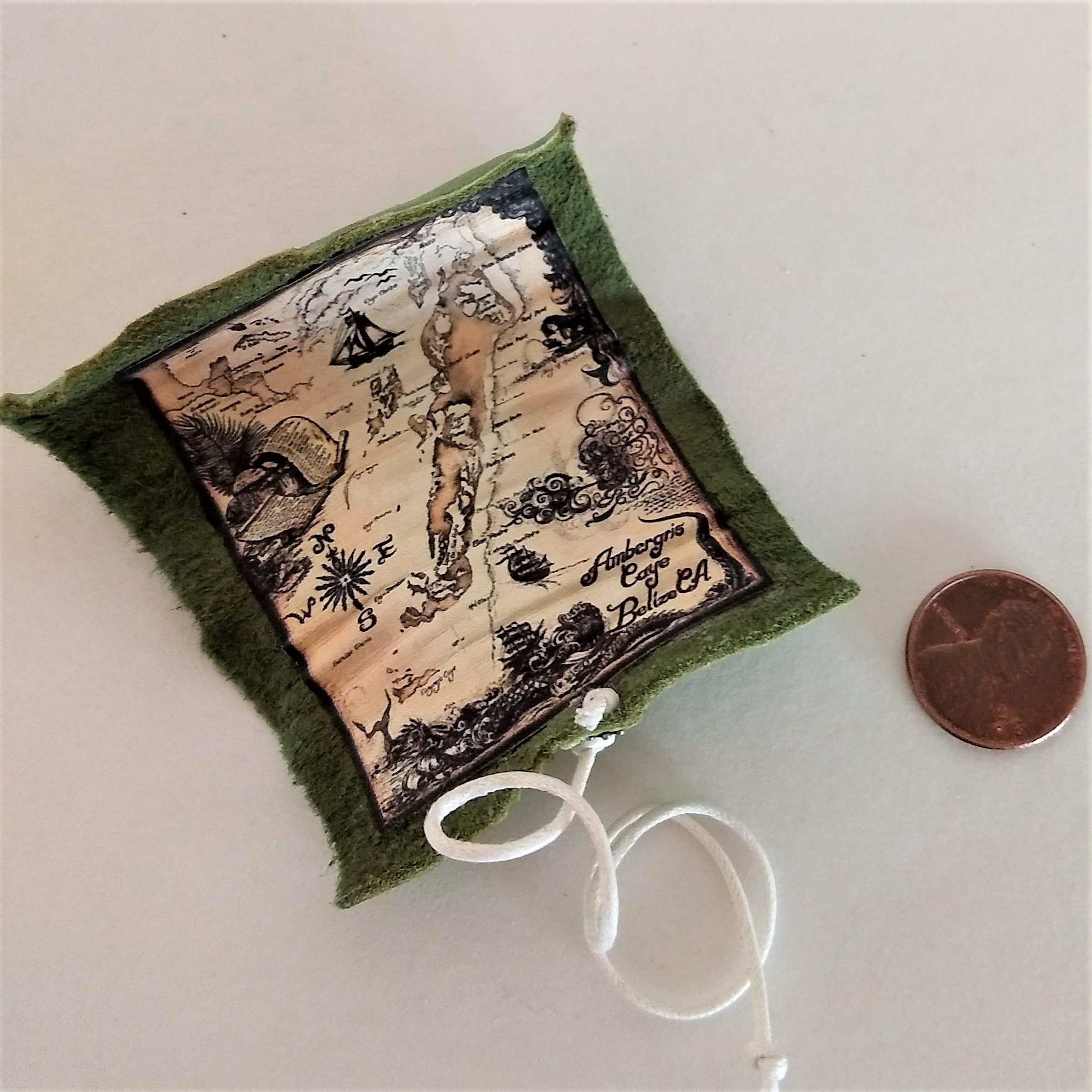Miniature Treasure Maps and Compass With Leather Pouch Set - Etsy