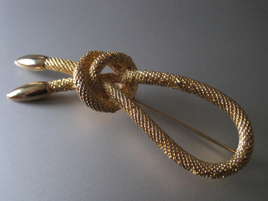 Large Lasso Loop Rope Brooch, Textured Gold Tone Lasso/loop/knot Rope ...