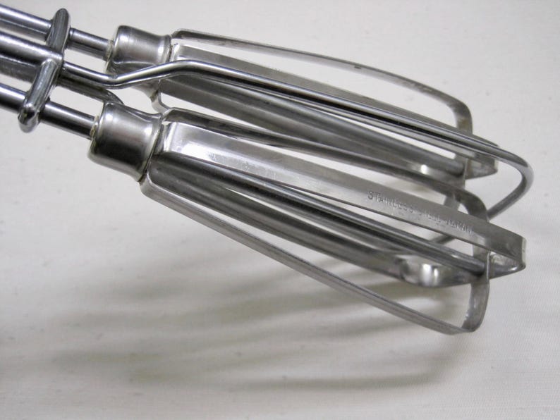 Maynard Eggs Beater. Hand Held Mixer. Pale Yellow & Stainless Steel ...