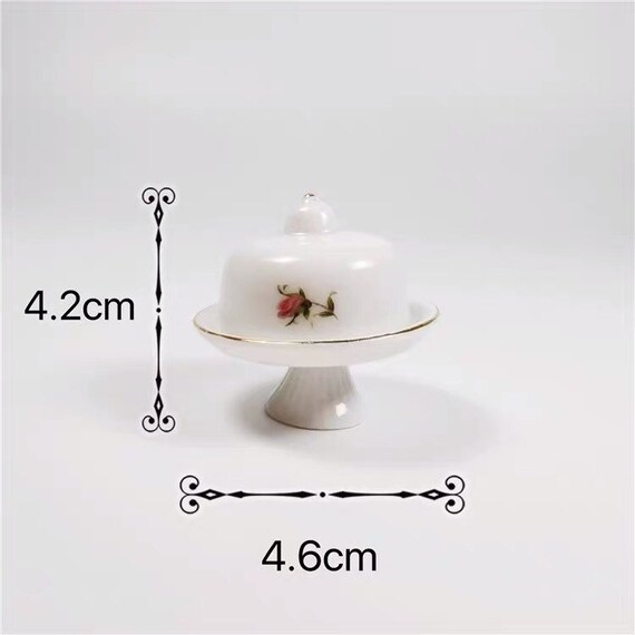 Ceramic Cake Plate With Dome