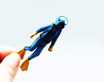 MINIATURE SCUBA DIVER Figure Figurine Fairy Garden Dollhouse Diorama ...