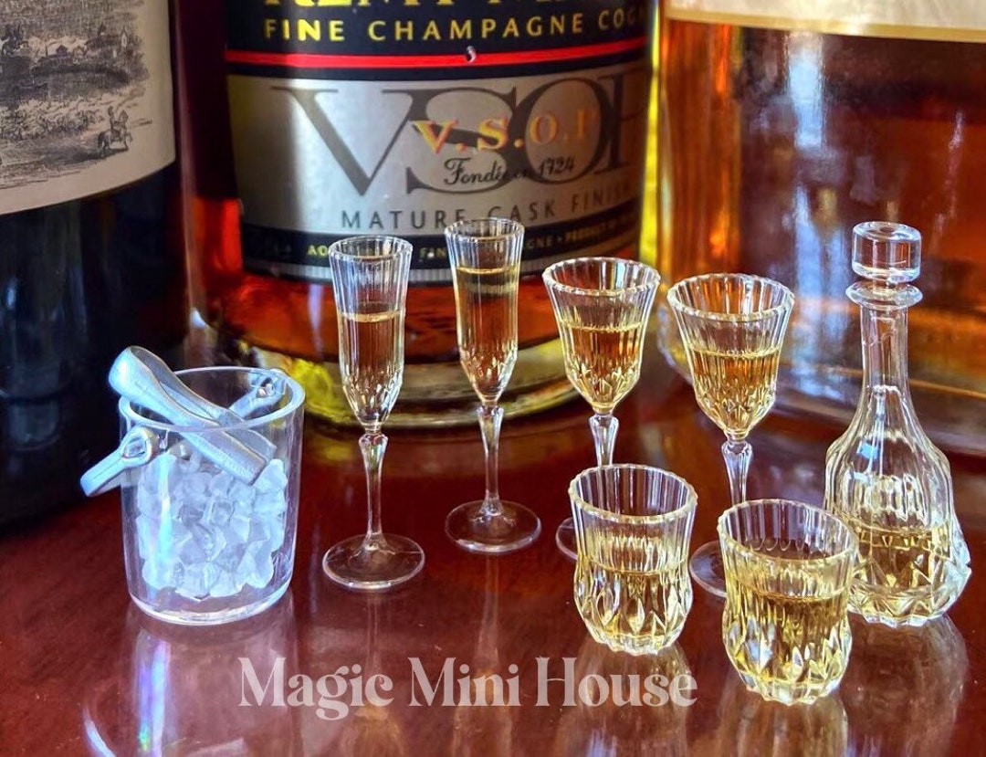 7PC Miniature Decanter Set Spirit Decanter Tumblers Wine Glasses-1:6 ...