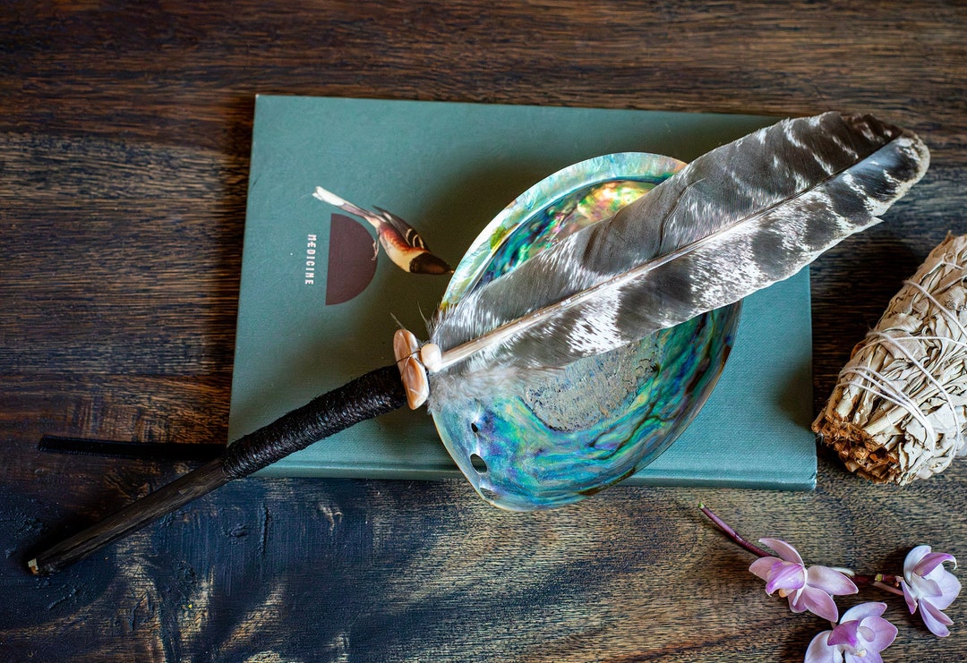 Smudge Feather Fan. Big Turkey's Feather & Pearl / Shamanic Feather Fan ...