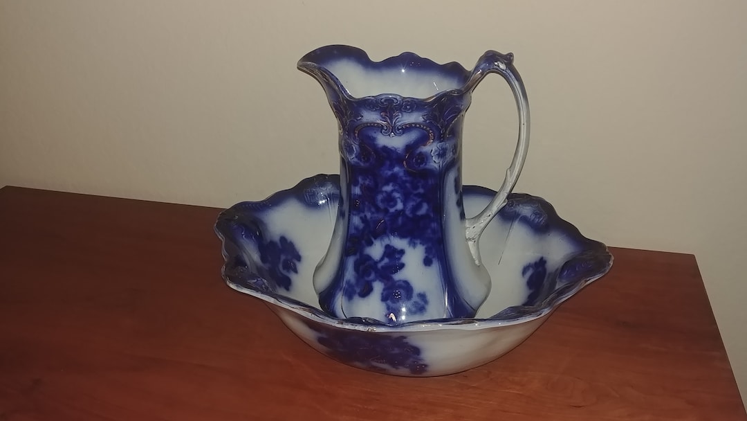 Enormous Victorian Flow Blue Pitcher and Wash Basin - Etsy