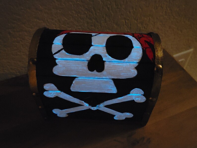 Pernonalize Name, Handcrafted Pirate-themed Treasure Chest, Glow in the ...