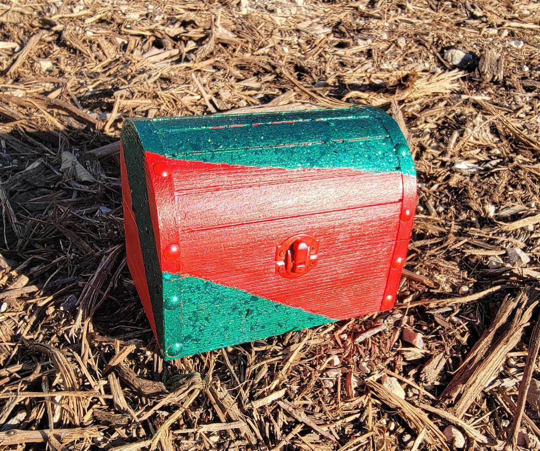 Red and Green Wood Treasure Chest - Perfect Birthday Gift and Keepsake ...