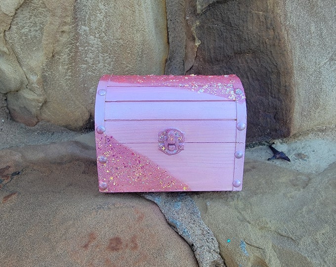 Pink Themed, Wood Treasure Chest, Birthday Gift, Keepsake Box, Jewelry ...