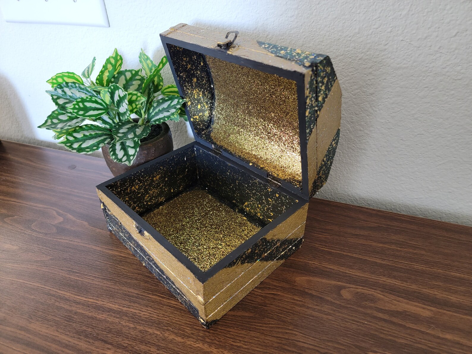 Rustic Storage Box Wood Treasure Chest Elegant Jewelry Box Special Occasion Gift Handcrafted ...