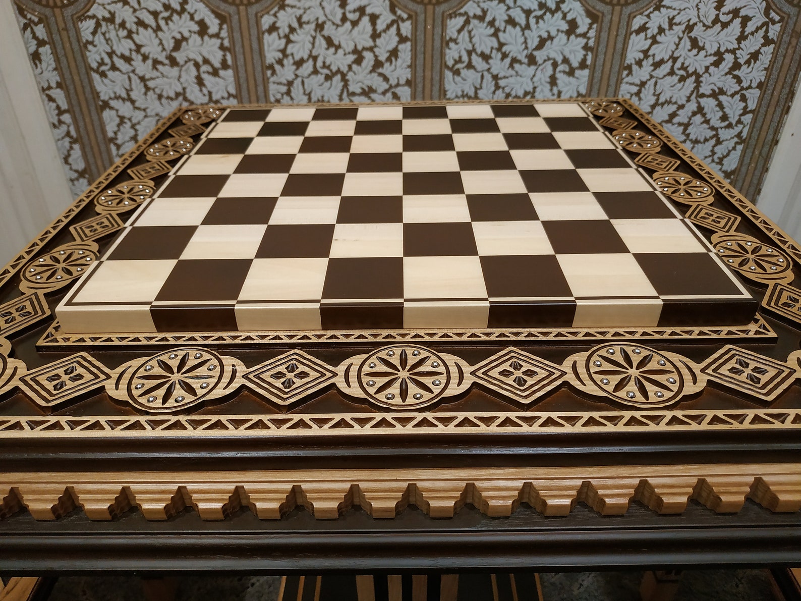 Handmade Wooden Chess Set Table With Stools: Ash & Maple Wood Carving ...