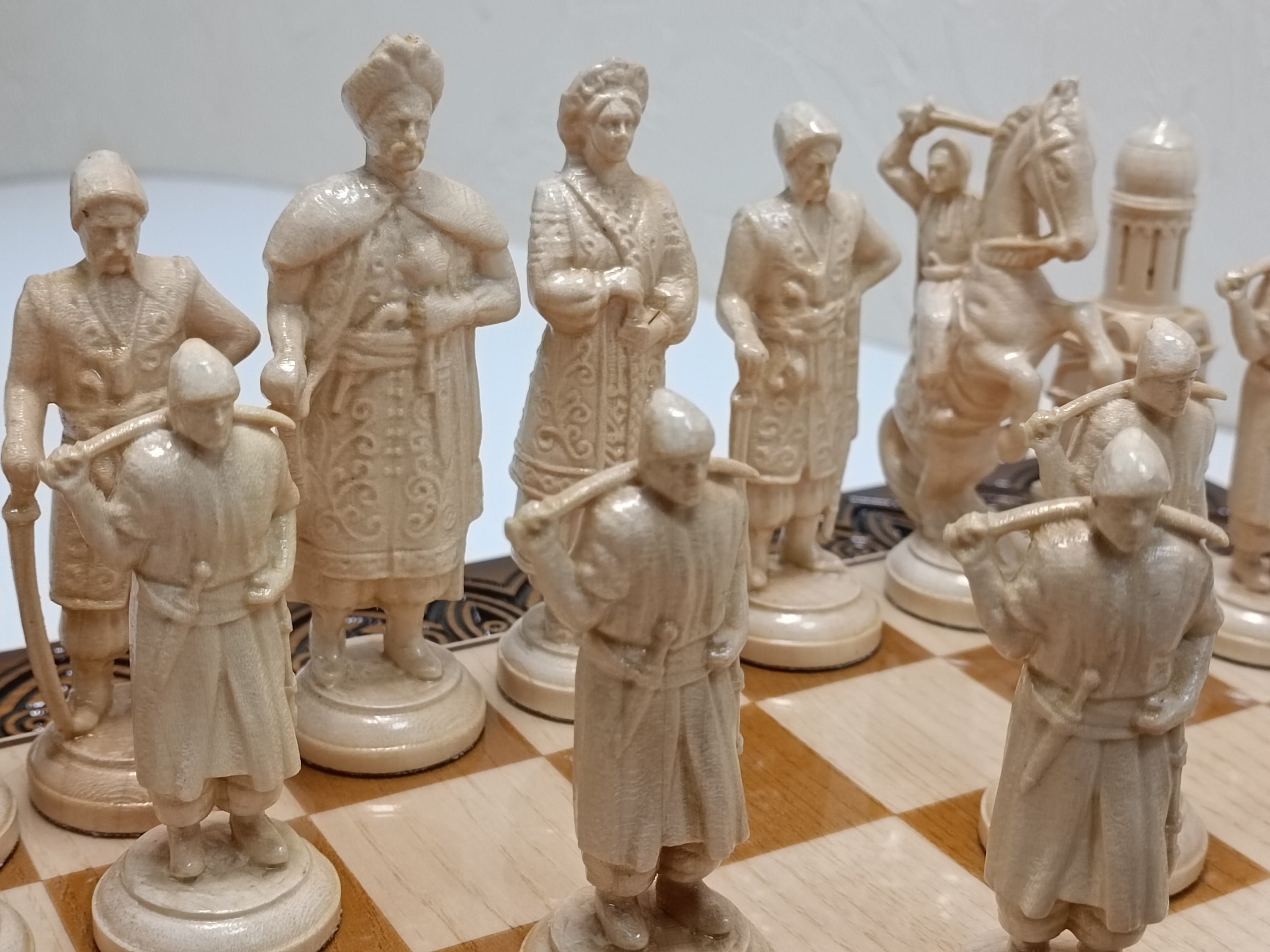 Chess Set "waves of Aspiration Ombre", Solid Ash Wood, Super Gloss ...