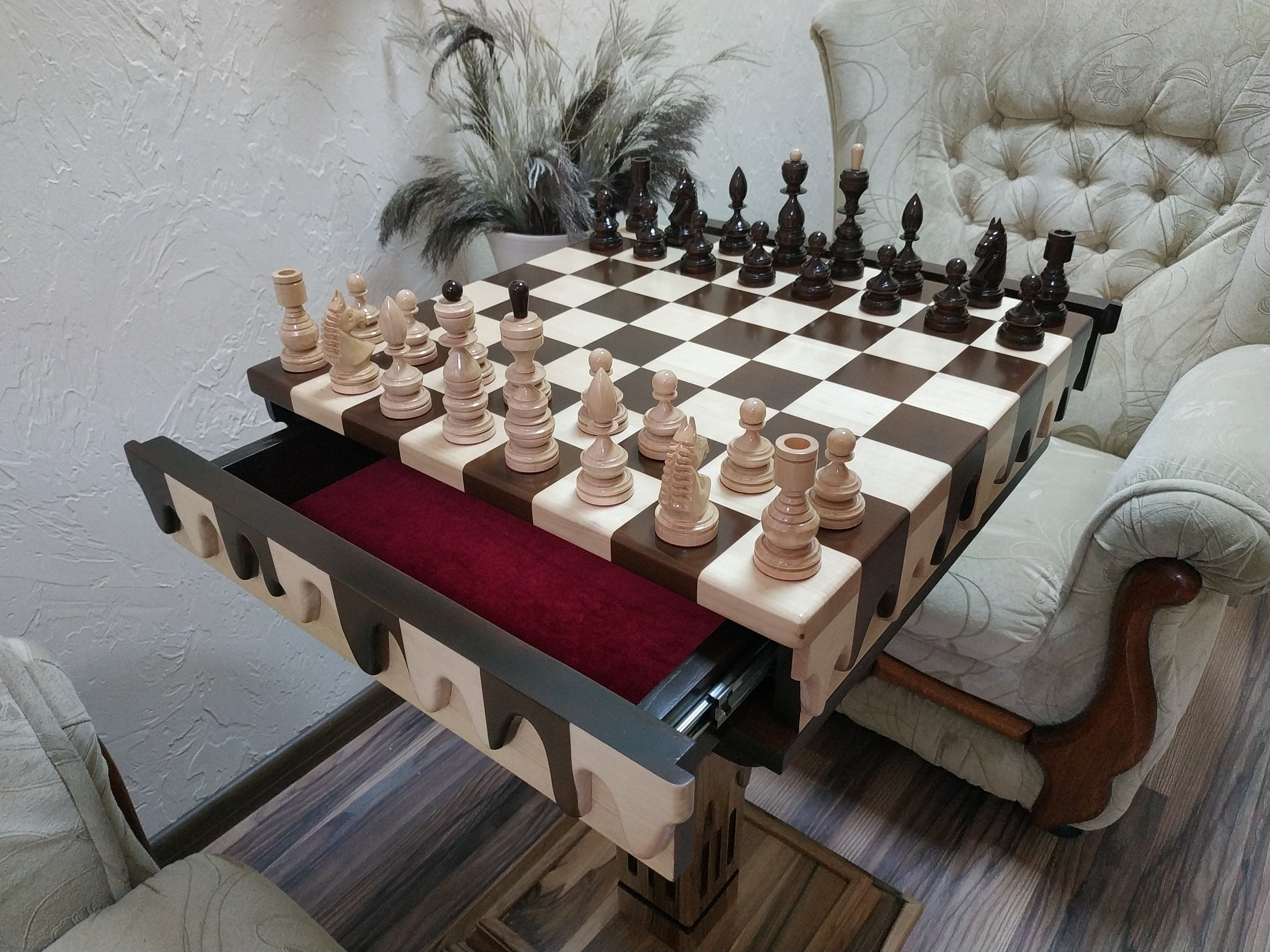 Wooden Chess Set / Table streaks of Power Walnut - Etsy