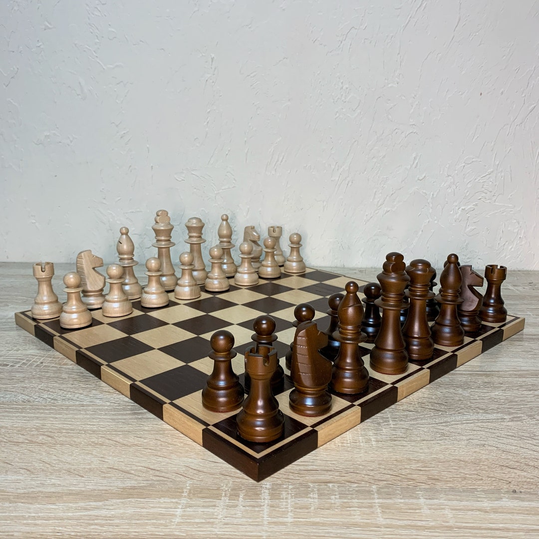 Wooden Chess Set: Pieces Staunton Elite Brown Stunning Chess Large ...