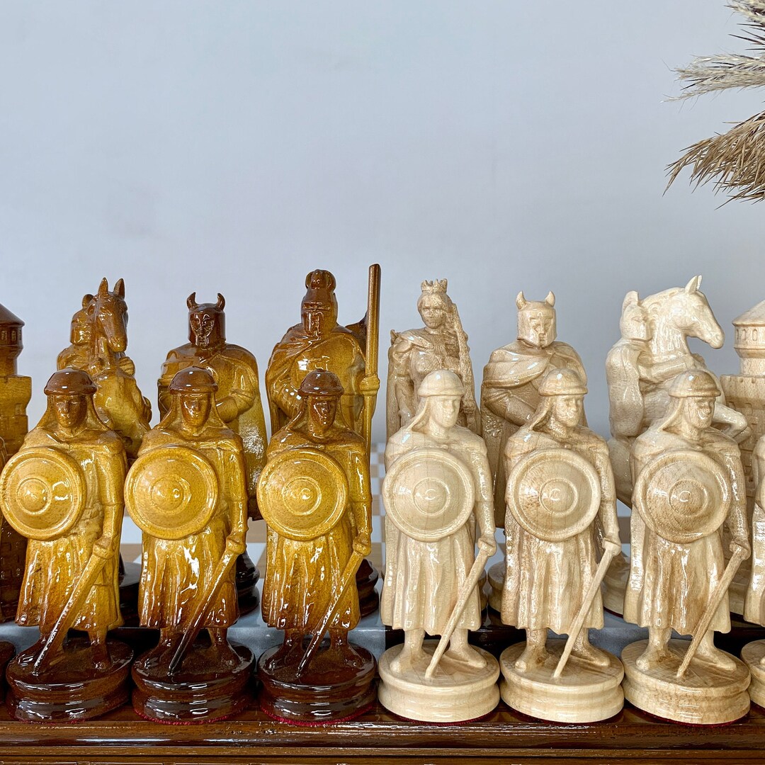 Сhess Pieces Knights Carving Maple Wood Only Pieces - Etsy