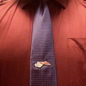 Superclam Pledge Pin - Etsy