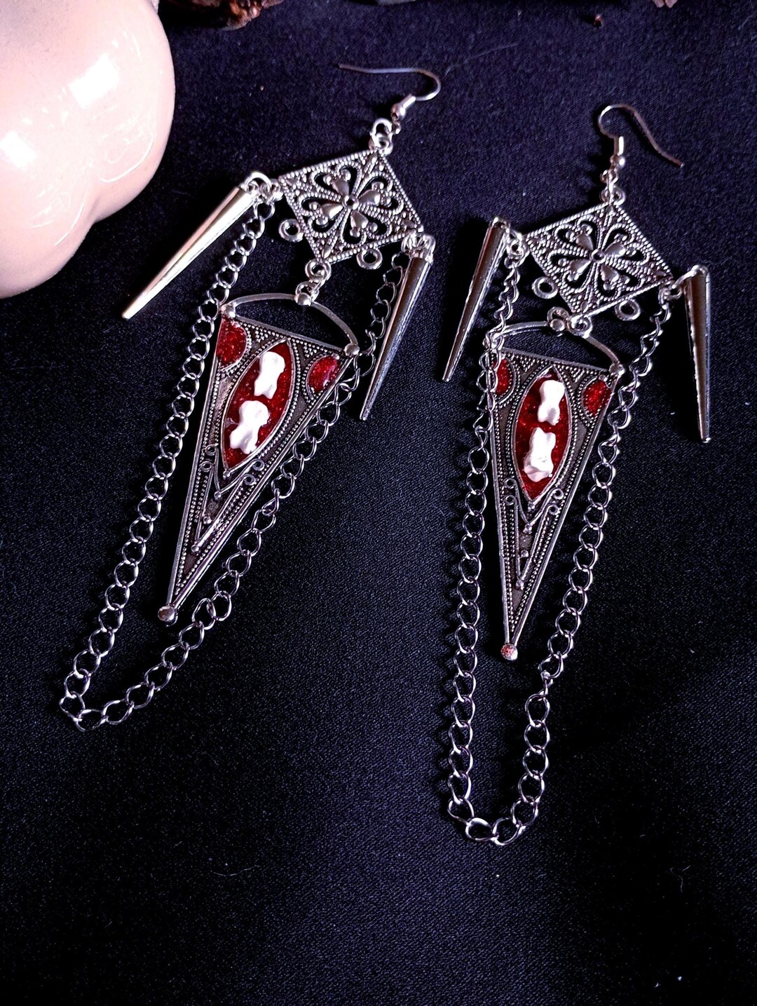 "erzebeth Báthory" Earrings | Gothic Baroque Jewelry, Chicken Bone ...