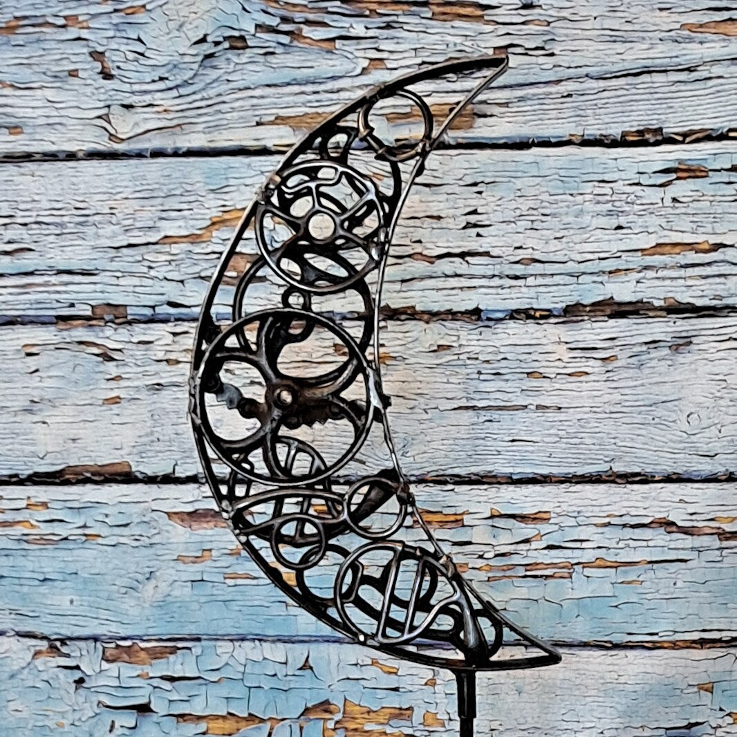 Moon Metal Sculpture, Horse Metal Sculpture, Inspiring Decoration ...