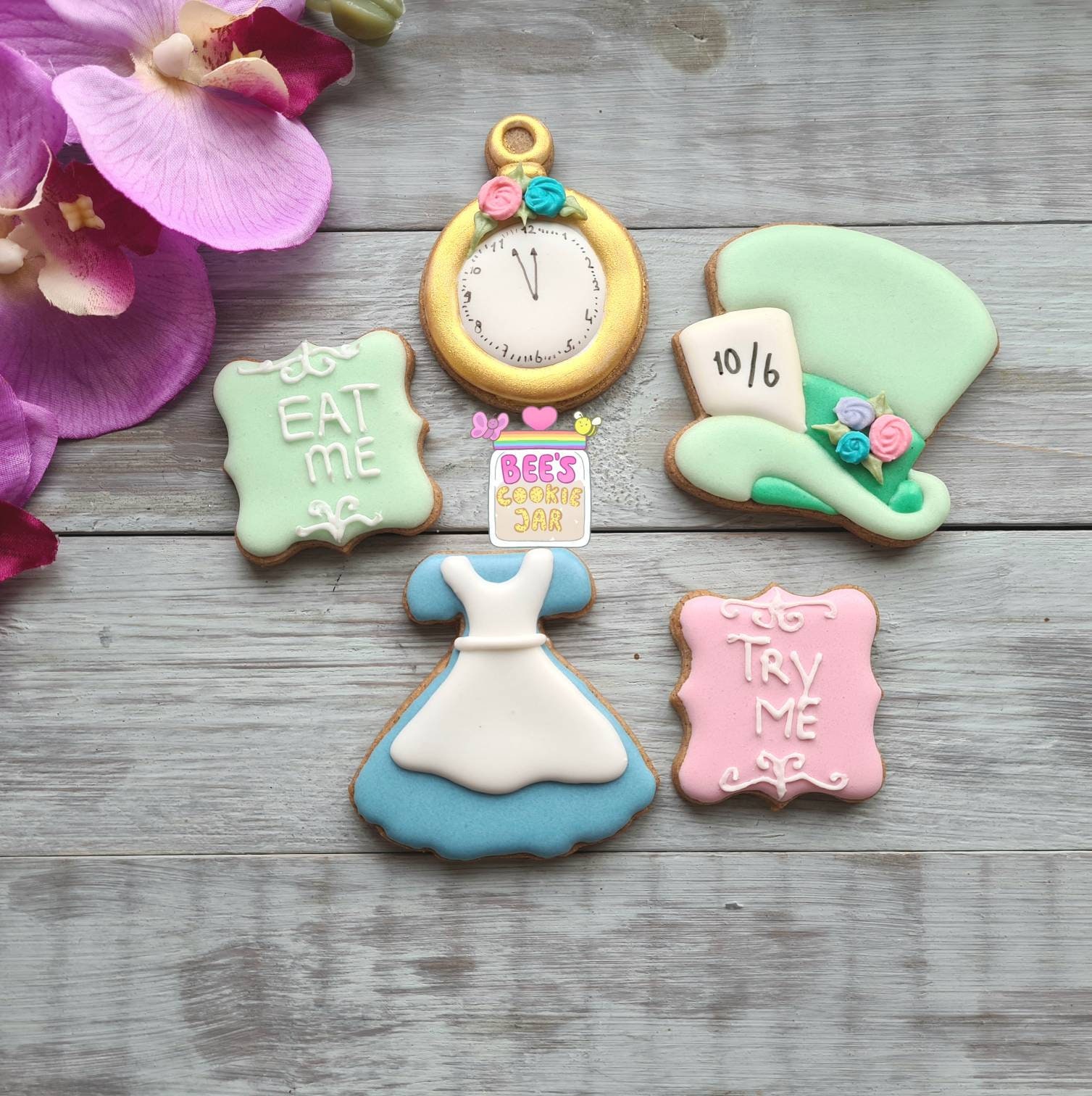 Alice In Wonderland Cookie Cutters