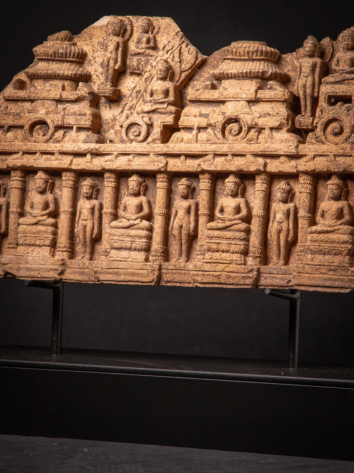 Special Antique Sandstone Lintel Depiciting Jain Tirthankas With Yaksas ...