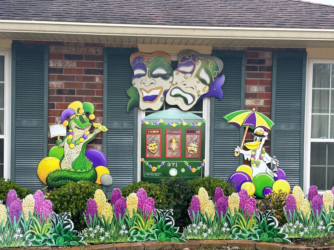 Mardi Gras Alligator Fence Panel - Etsy