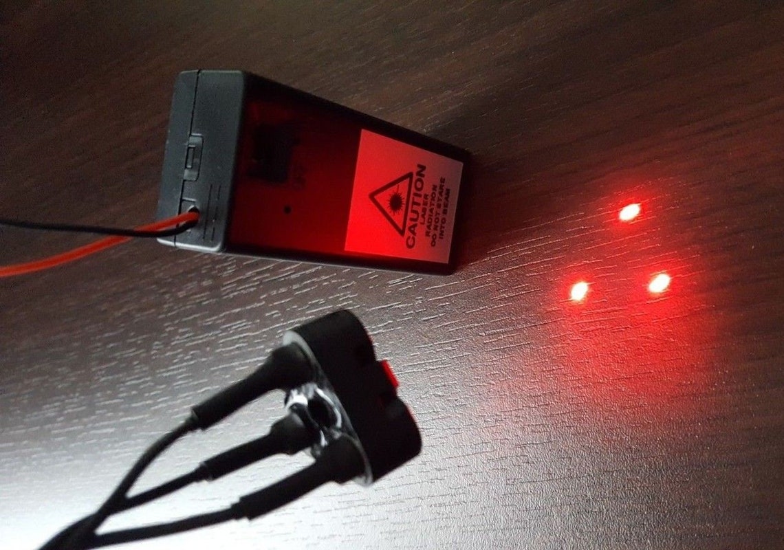 Tri-laser for Predator Bio Mask AVP Aliens Movie Prop - Etsy