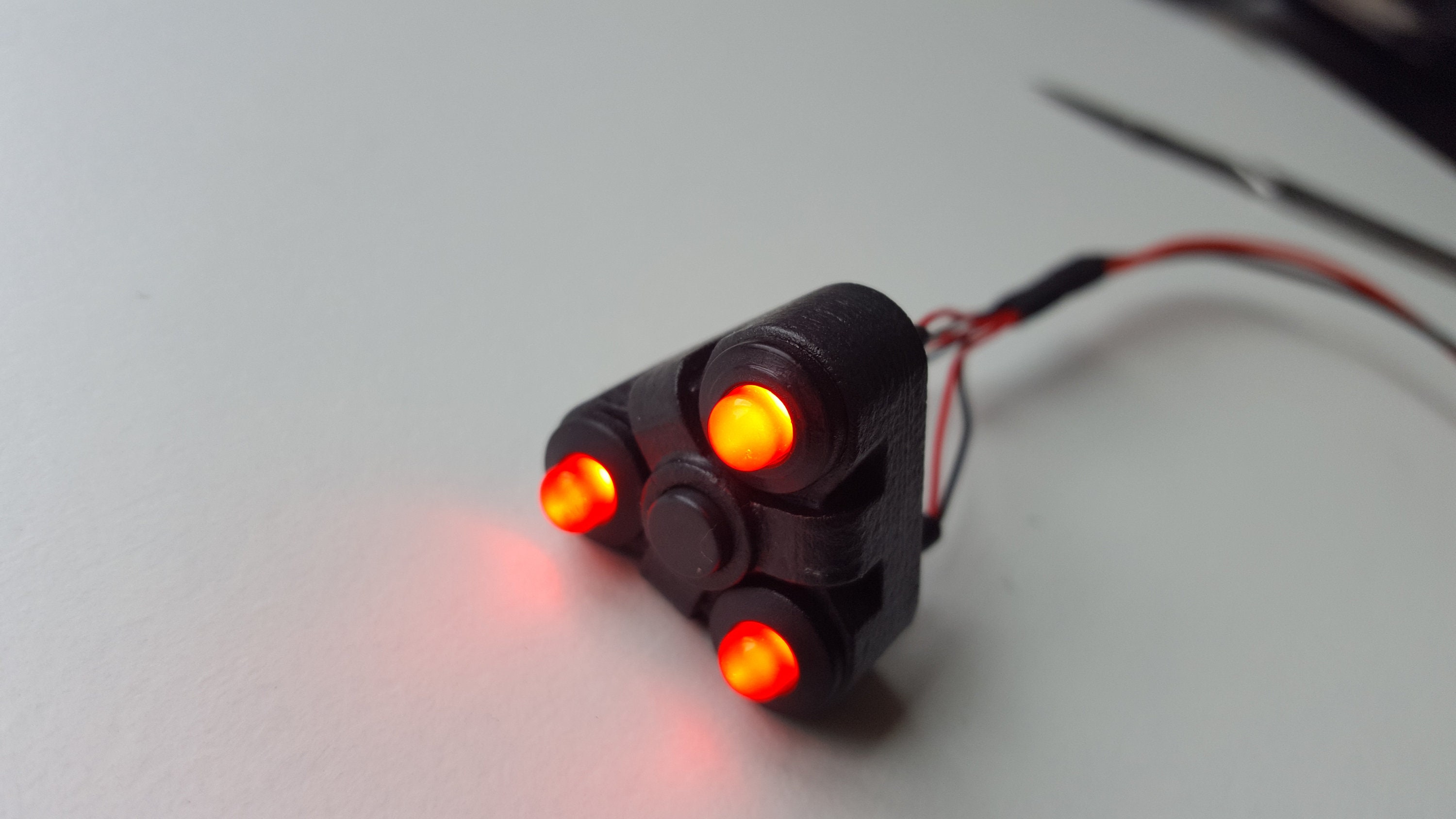 Red LED Tri-led Lights for Predator Bio Helmet Mask AVP Aliens / Not ...