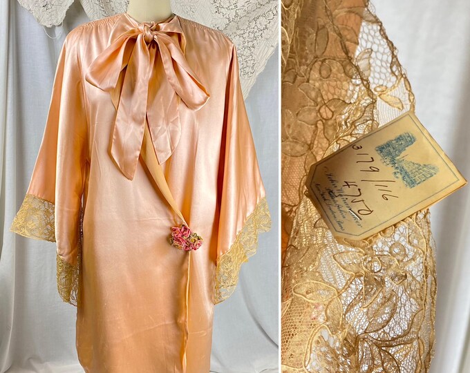 Featured listing image: Vintage 1920's Dressing Gown Robe | Pale Rose ...