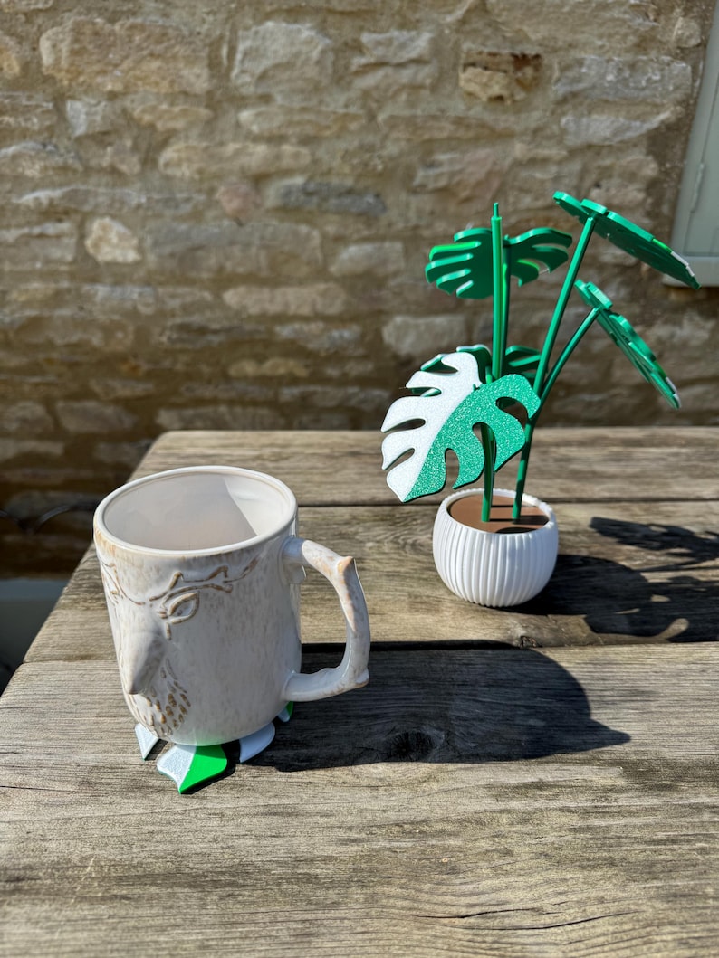 3D Printed Monstera Variegata Plant | Decorative Model With 6 Leaf ...