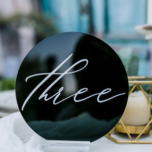 Round Acrylic Table Number Sign With Stands, Clear Glass Look Perspex Modern Calligraphy Numbers ...