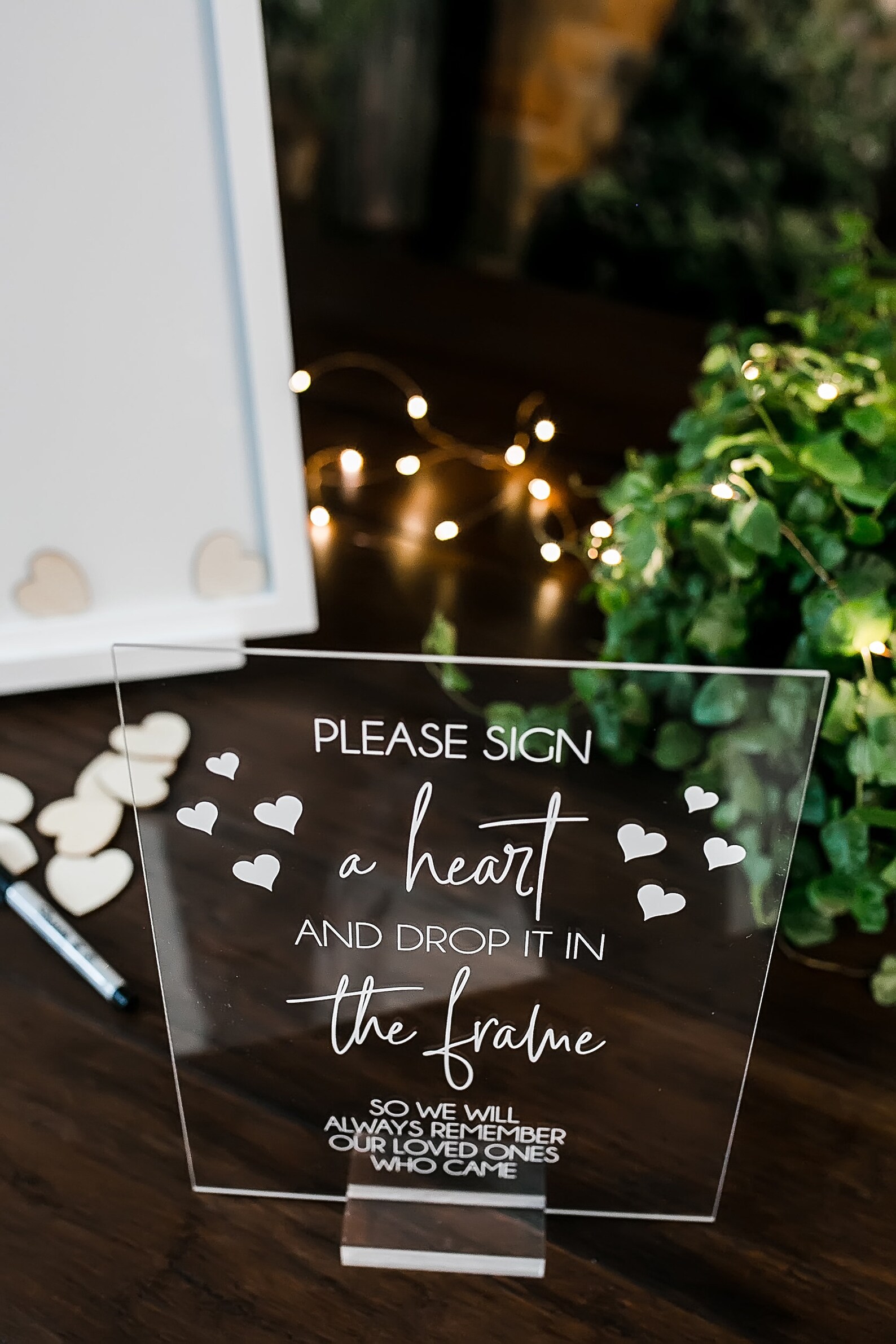 Please Sign A Heart and Drop It Into the Frame Clear Glass | Etsy