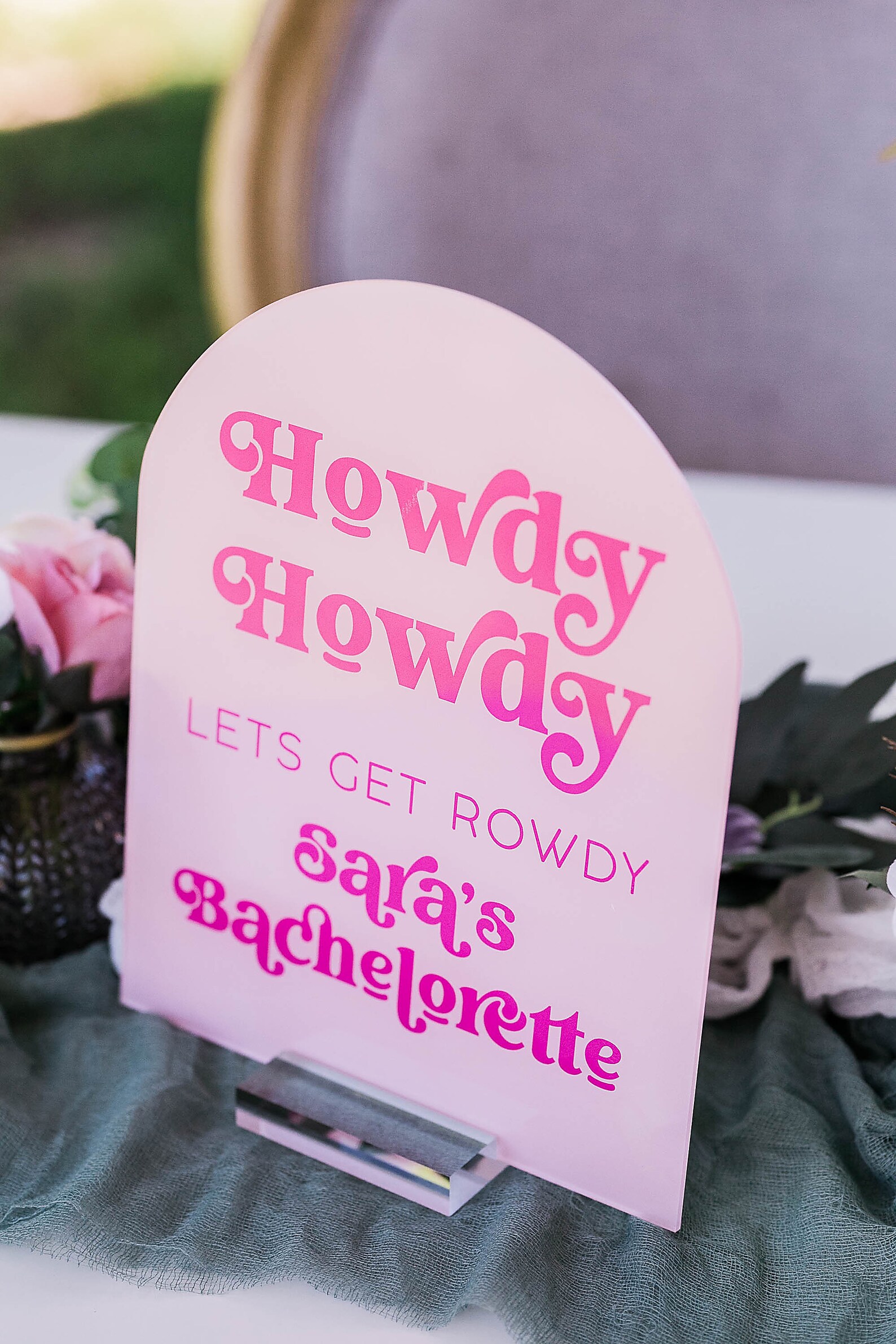 ARCH Vintage Retro 70s Bachelorette Sign Howdy Howdy - Etsy