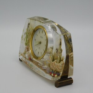 1950s Swiza Mignon Swiss 7 Jewel Clock Set in Acrylic With Sea - Etsy